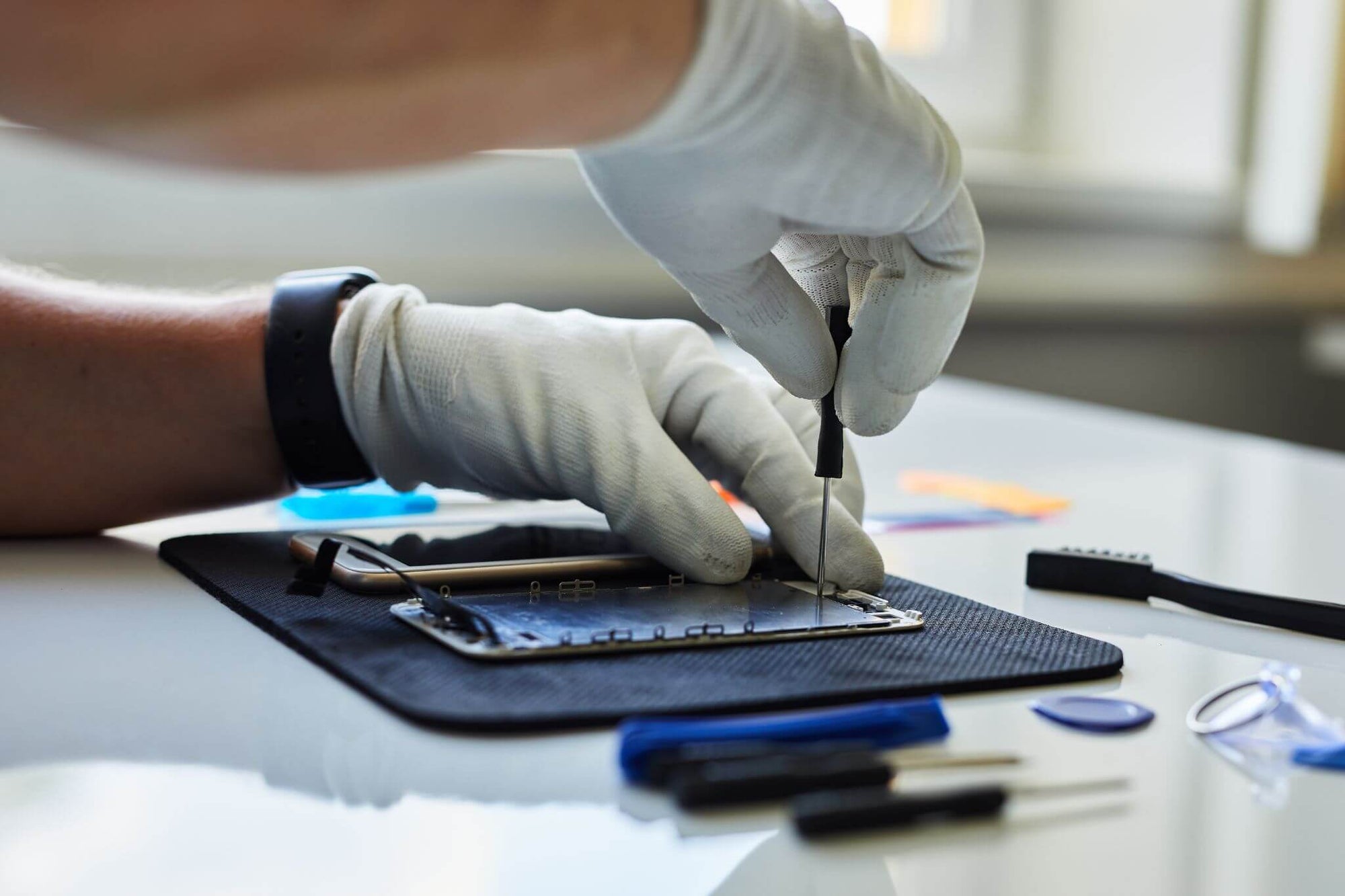 iPhone, iPad, Mobile Phone, Laptop Repairs Helensvale – Mobicell